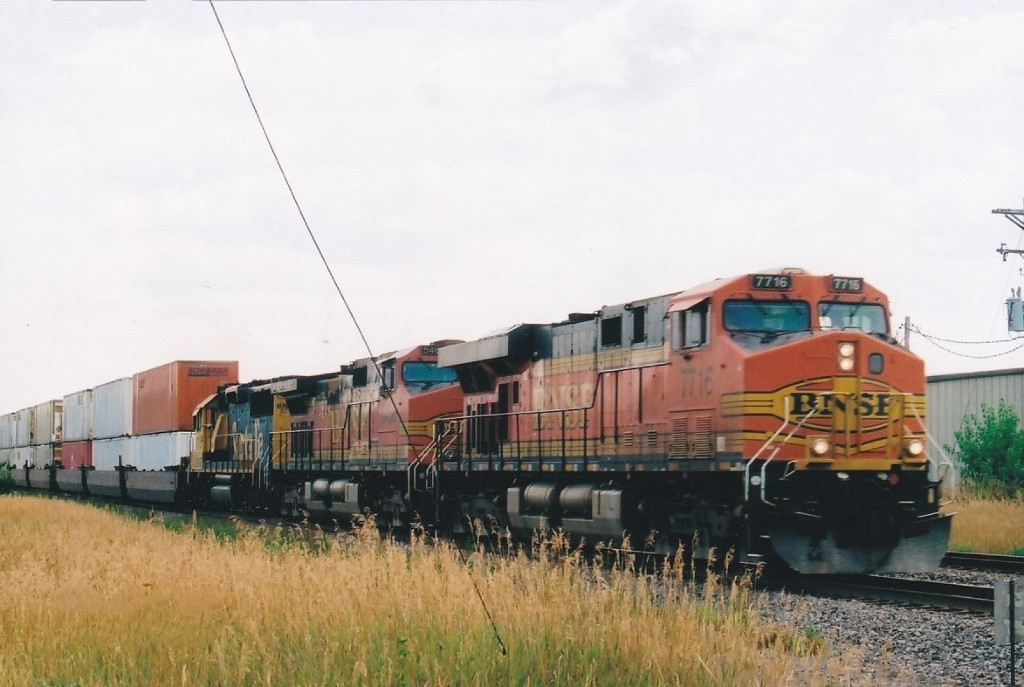 BNSF 7716 West